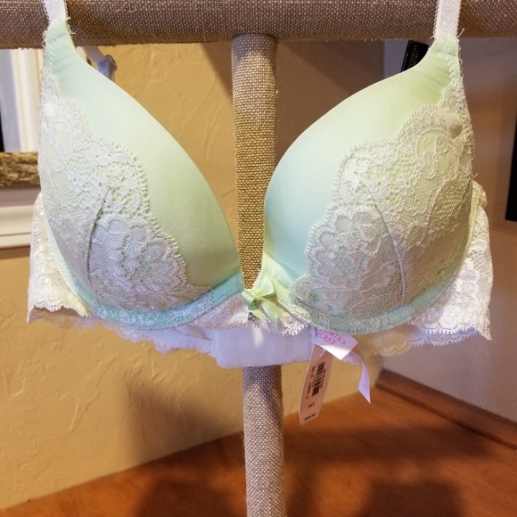 Victoria's Secret | Other | Nwt Victoria Secrets Bra Size 32c | Poshmark